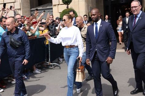 Jennifer Lopez Kinaiinggitan Sa Massive Na Collection Ng Hermes Bag