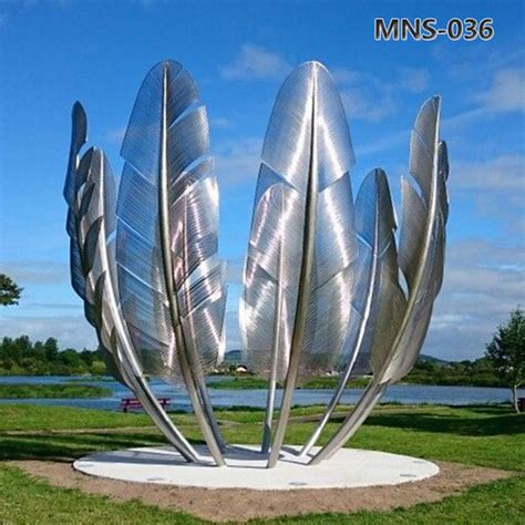 Modern Metal Feather Sculpture Decor Youfine Metal Sculpture