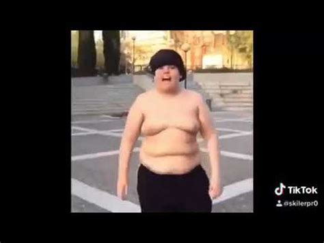Que Te Meto Con La Teta Youtube