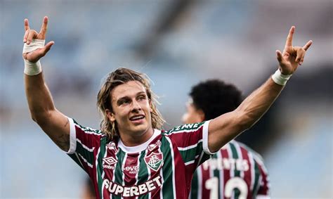 Fluminense goleia e se aproxima da decisão do Campeonato Carioca Portal Cantagalo