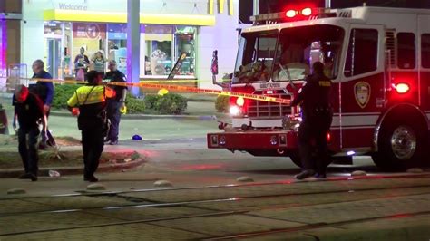 2 Innocent Bystanders Shot By Customer At Downtown Mcdonalds