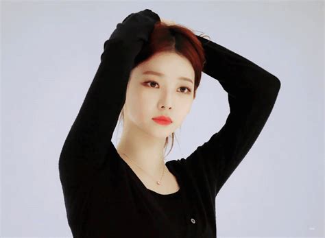 최근 에스파 카리나 미친 미모 움짤 모음 연예인 얼굴 배우