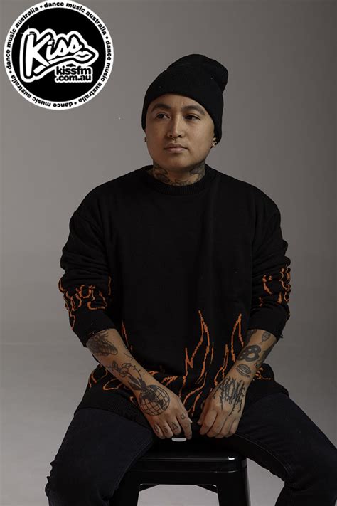 Short Round Interview And Guest Mix Open Deck W Veezee Top 10 Dj S Of