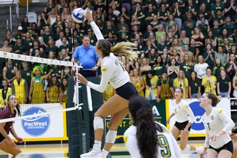 Anna Massari Middle Blocker Point Loma Nazarene University Nil Profile Opendorse