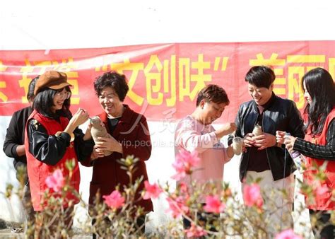 浙江湖州文创产品飞入寻常百姓家 人民图片网
