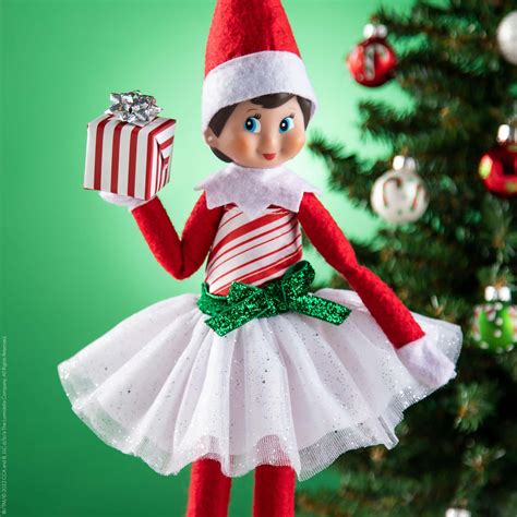 Christmas Elf On The Shelf Wallpaper