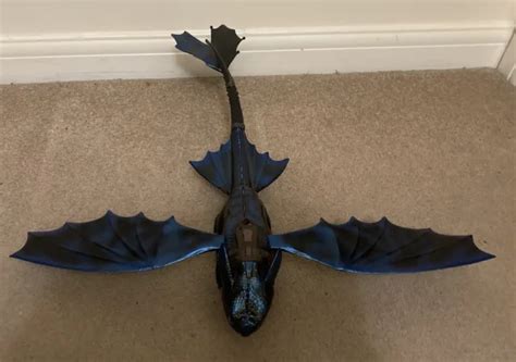 HOW TO TRAIN Your Dragon DreamWorks Giant Fire Breathing Toothless 14