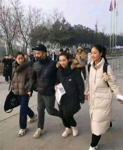 张子枫艺考成绩被披露，与总分只差四分，优秀的人呀！ 哔哩哔哩
