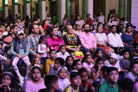 Niñas Y Ayuntamiento De Alvarado 2022 2025 Oficial Facebook