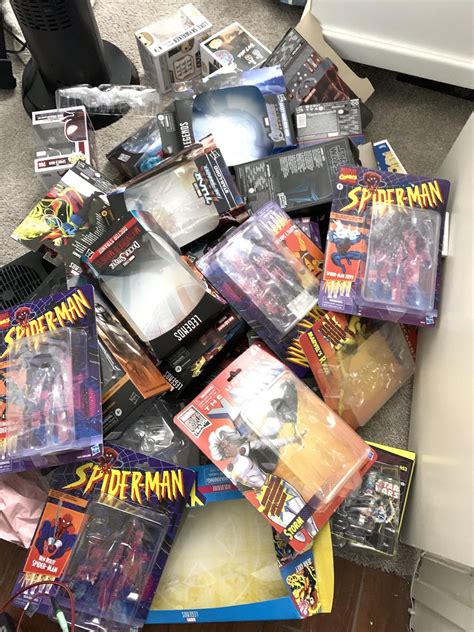 This Millennial Is Tossing Out His Boxes That Have Been Taking Up