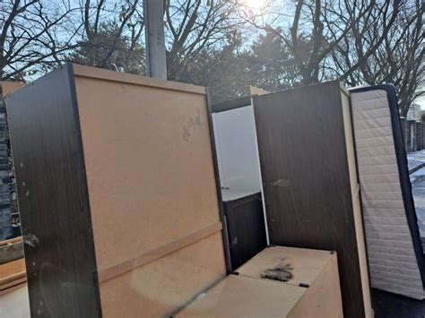 마포구 폐기구스티커 대형폐기물 처리현장 현장 갤러리 대형폐가구 배출신고 스티커판매 가격 내려드림서비스 가정폐기물 수거 유품정리 빈집처리