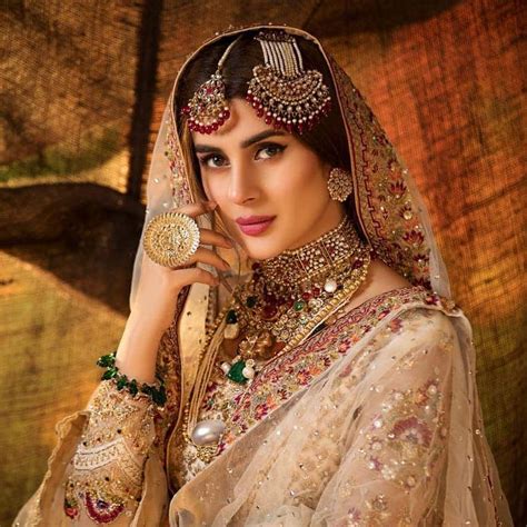 Gorgeous Kubra Khans Latest Beautiful Bridal Photo Shoot Reviewit Pk