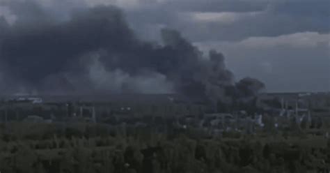 Українські військові вдарили по складах боєприпасів у Брянській області рф Hromadske