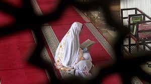 Apa Itu Itikaf Berdiam Diri Dalam Masjid Simak Ketahui Niat Serta Tata Caranya Ini Malang Raya