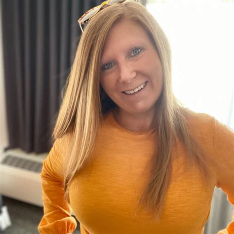 Amber Kellum Linkedin