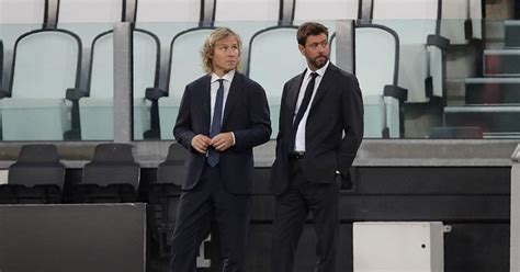 Spor savcılığı Juventus için 11 puan silme cezası talep etti Futbol