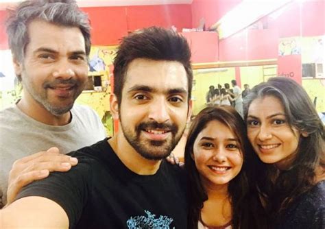 After Shikha Singh Aka Aaliya Arijit Taneja Aka Purab To Quit Kumkum Bhagya IBTimes India