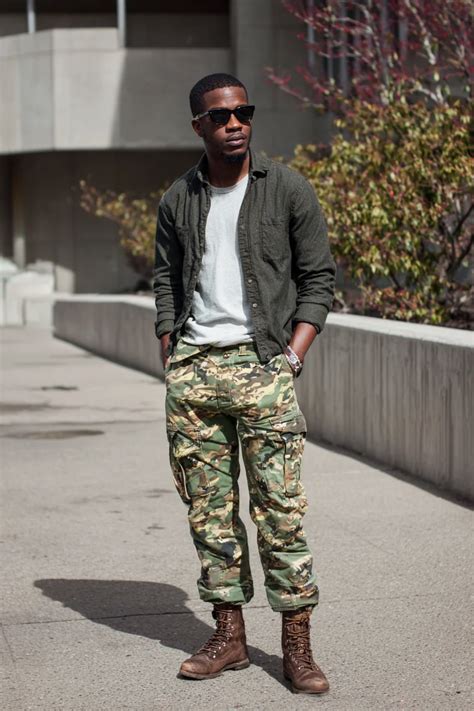 22 Camo Pants Outfit Ideas For Men — Styling Guide And Looks Mozcrew