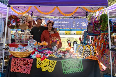 Muertos Mercado At Republic Square Mexic Arte Museum