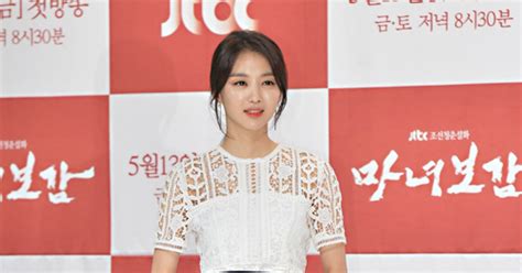 포토 장희진 화이트 시스루 패션