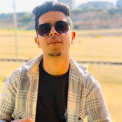 ‎عمر عبدالسلام حويته‎ Omar X Hwita X • Threads Say More