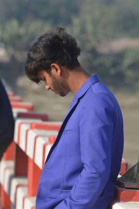 Sek Samiul Fardil Hasan 📷📸 নিজের পরিবর্তন নিজের কাছে