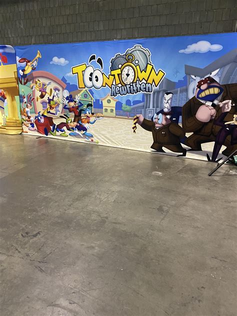 Pictures I Took From Momocon Today Rtoontownrewritten