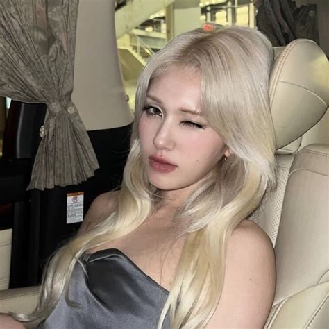 Pin De Kat Em Jeon Somi