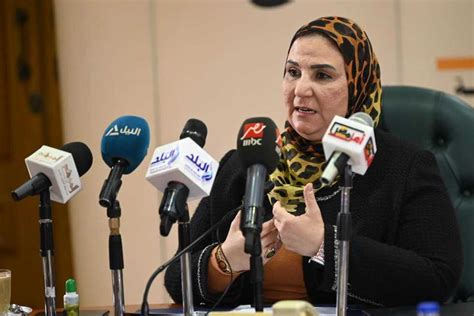 التضامن تعلن الفائزة بلقب الأم المثالية لشهيد القوات المسلحة المصري