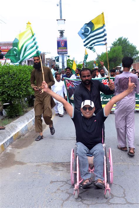 Youm E Istehsal Kashmir Observed In Larkana