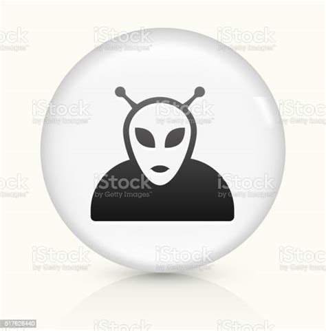 Alien 아이콘인명별 라운드 벡터 버튼 곡선에 대한 스톡 벡터 아트 및 기타 이미지 곡선 구도 그림자 Istock