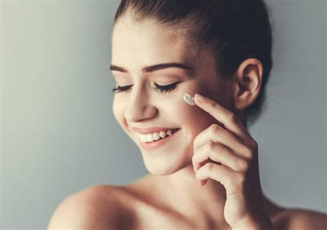 How To Look Beautiful Without Makeup 14 Natural Tips