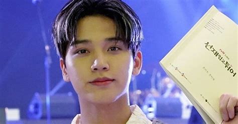 이클립스 제이 변우석 형→이승협 형 보고싶어요 [일문일답]