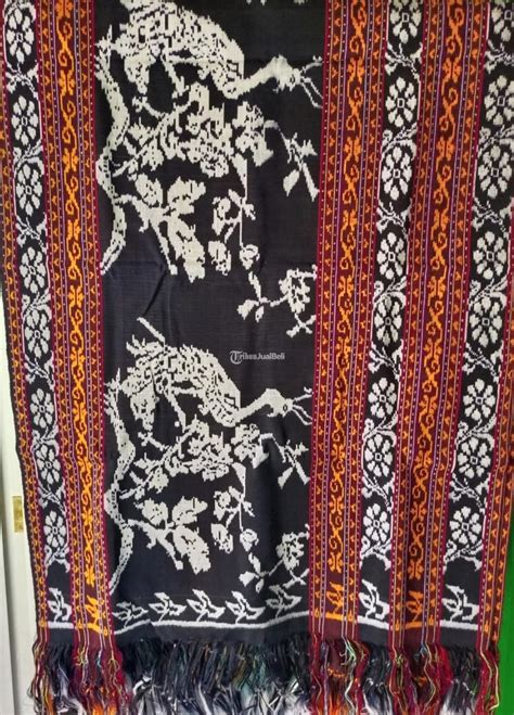 Sarung Tenun Maumere Motif Burung Khas Indonesia Di Sikka Tribun JualBeli