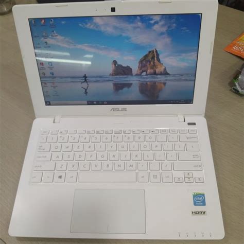Jual Laptop Notebook Second Asus X200 Murah Sekolah Kantoran Di Lapak