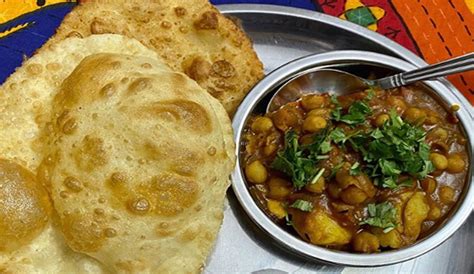 Chole Bhature Recipe How To Make Homemade Punjabi Chole Bhature Recipe