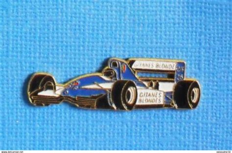 F1 1 Pins Formule 1 Ligier Js37 Renault Gitanes Blondes