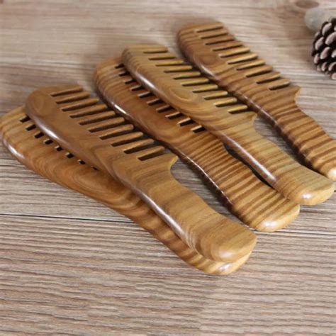 1Pcs Natural Head Massager Hair Combs Handmade Wooden Sandalwood Wide