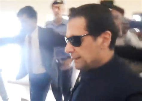 Supremo Pakistaní Ordena La Liberación Inmediata De Imran Khan El