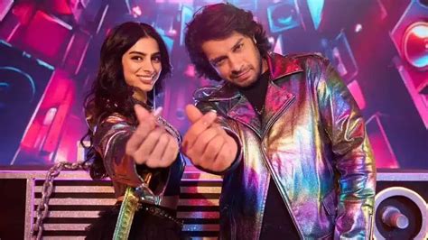 Loveyapa Rehna Kol Song Out Now Junaid Khan And Khushi Kapoor Are In Love With Each Other In