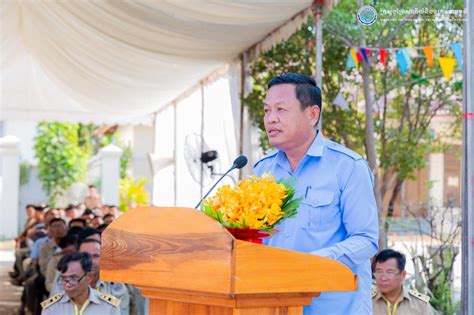 ឯកឧត្តម ជា វ៉ាន់ដេត អញ្ជើញបើកវេទិកាសាធារណៈផ្ទៃក្នុង នៅសាលាស្រុកត្រាំកក់ ខេត្តតាកែវ វិមាន៧មករា