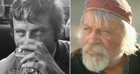 Oliver Reeds Death How Alcohol Killed The Gladiator Actor