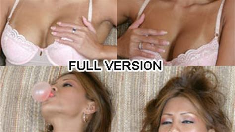 Giselle And Her Bubble Gum Ipod Balloon And Bubble Lovers Clips4sale