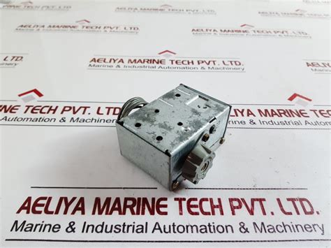 Danfoss Kp 62 Thermostat 2 To 10 °c Aeliya Marine