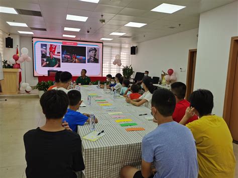丽湖社区我来听您讲故事丽湖社区退役军人故事小讲堂 深圳正阳社工