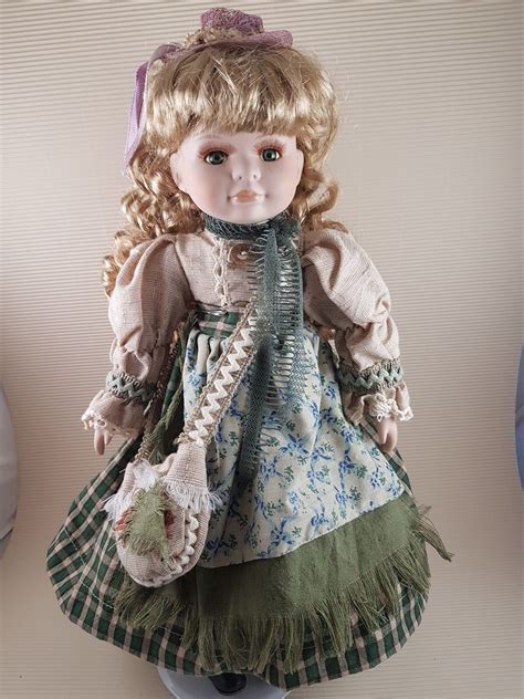Vintage Bisque Porcelain Doll Collectible Blond Medium Size Anne From