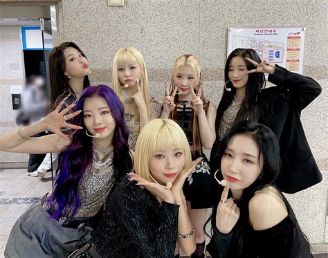 Purple Kiss On Twitter In 2021 Purple Kpop Girls Korean Girl Groups