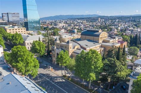 თბილისის ოპერისა და ბალეტის თეატრი Georgian Travel Guide