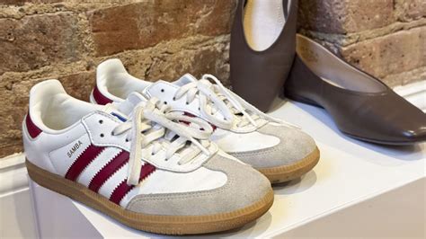 20 Metallic Shoes To Go With Your Holiday Outfits Per Stylists Cnn
