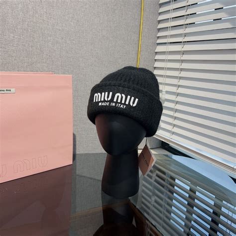 Капор Miu Miu Арабески морей купить с доставкой по выгодным ценам в интернет магазине Ozon